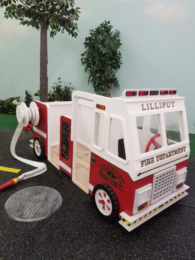 Fun-Sized Firetruck | Play Structure for Children | Lilliput Play Homes