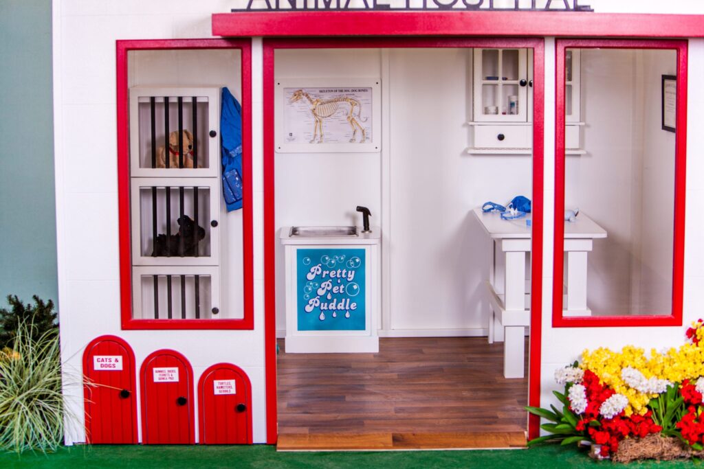 Uptown Animal Hospital Playhouse for Businesses | Lilliput Play Homes